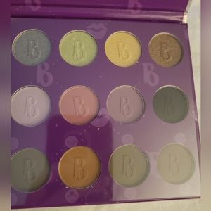 Taste Beauty | Makeup | Bratz 2 Pan Eyeshadow Pallete | Poshmark